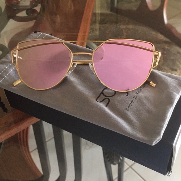 sojos vision | Accessories | Nwt Lilac Mirrored Lens With Gold Frames ...